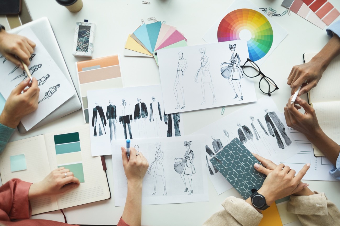 Descubra as tendências da moda e do design no cenário atual